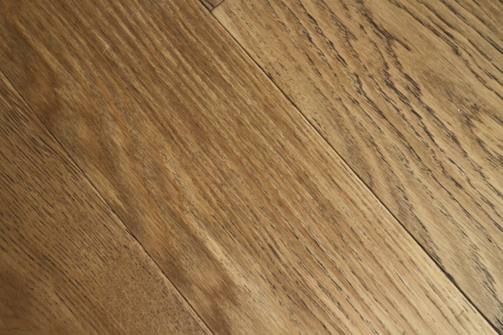Traditional Medium Brown Oak - Hicraft